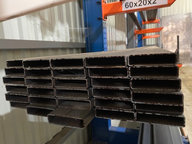 Teava rectangulara 80x20x2 -pret bun Arco Trust Tg Neamt